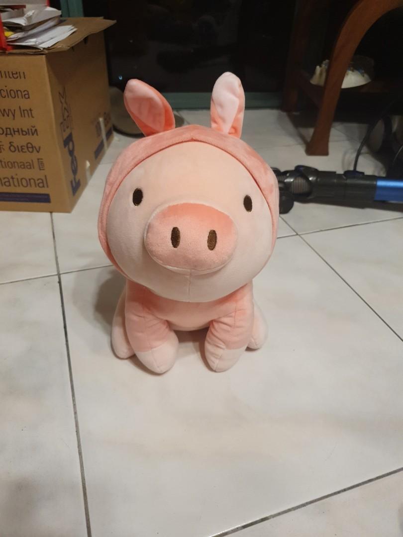 Miniso pig softtoy, Hobbies & Toys, Toys & Games on Carousell