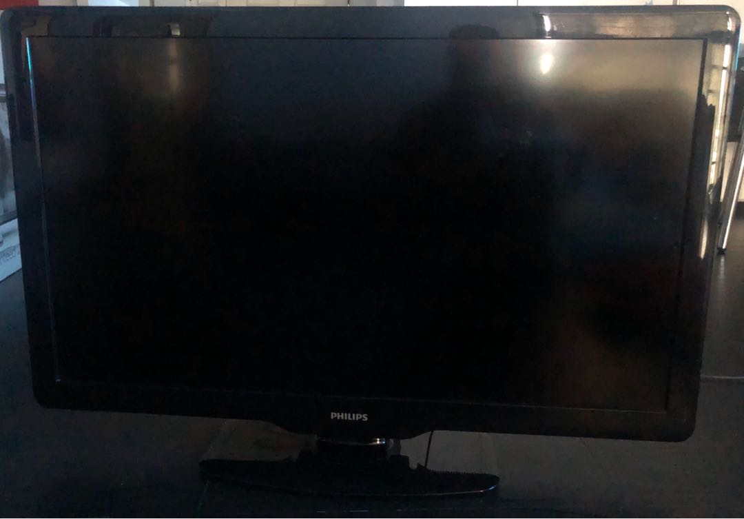 Philips 42 inch TV, TV & Home Appliances, TV & Entertainment, TV on ...