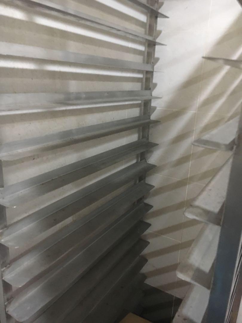 Tray return rack, Furniture & Home Living, Home Improvement ...