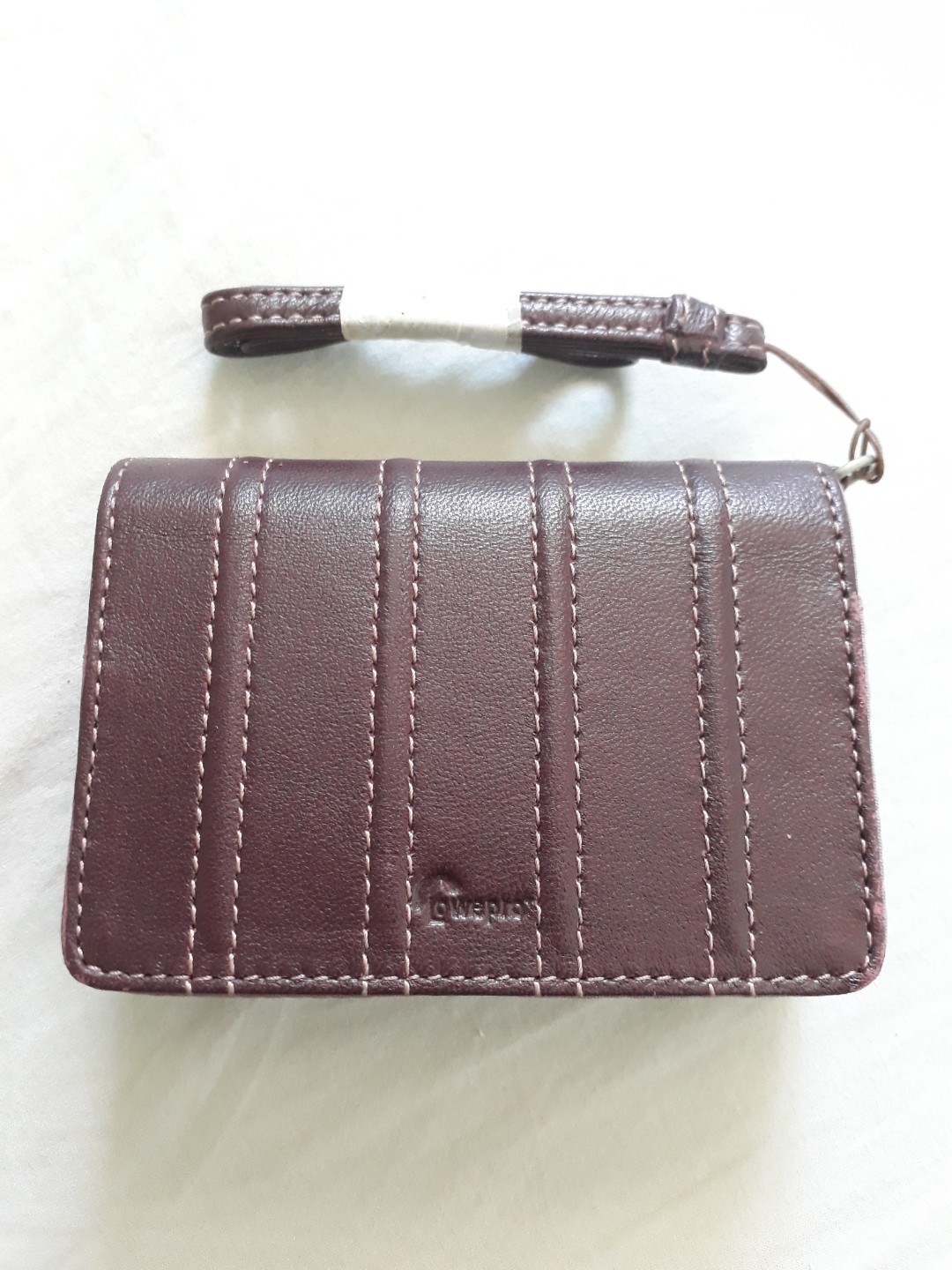 Camera Wallet/Pochette, Women's Fashion, Watches & Accessories, Other ...