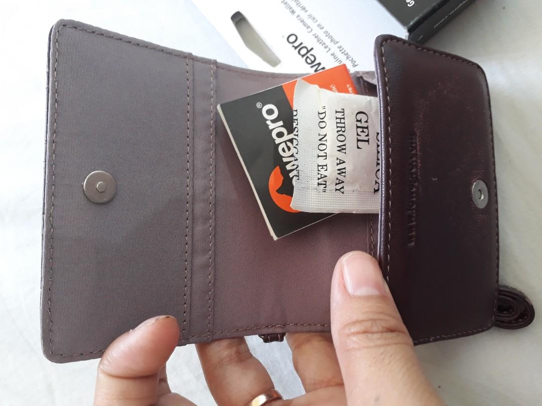 Camera Wallet/Pochette, Women's Fashion, Watches & Accessories, Other ...