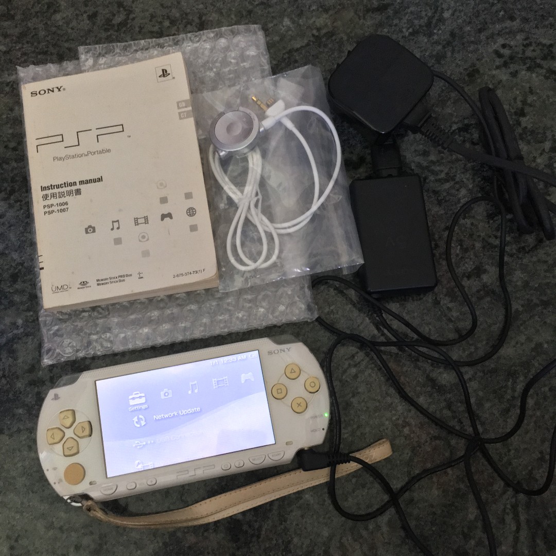 SONY PSP 1006, 電子遊戲, 電子遊戲機, PlayStation - Carousell