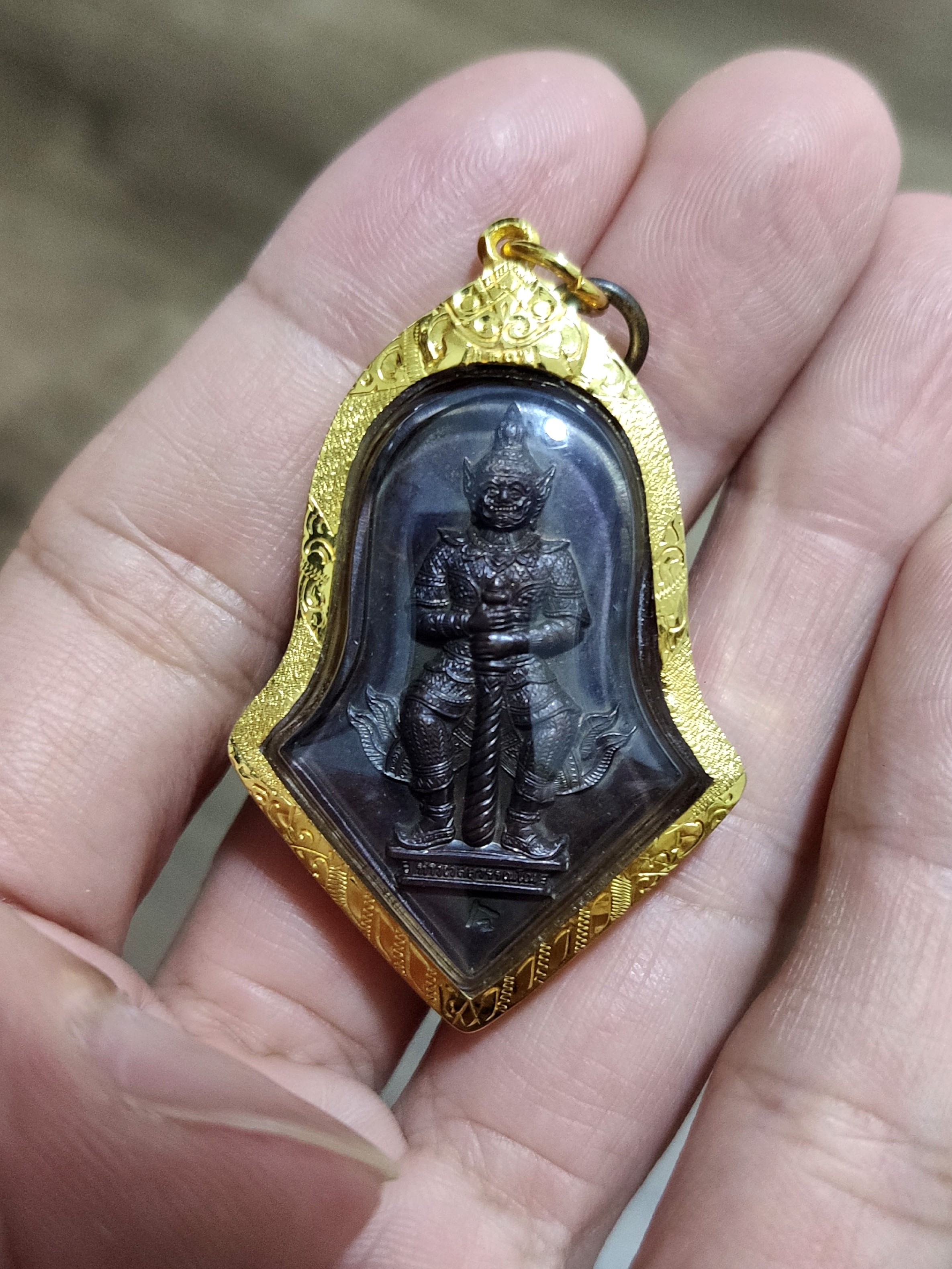 Taowesuwan BE 2545 Lp Yit Wat Chulamani Hobbies Toys Memorabilia taowesuwan-be-2545-lp-yit-wat-chulamani-hobbies-toys-memorabilia