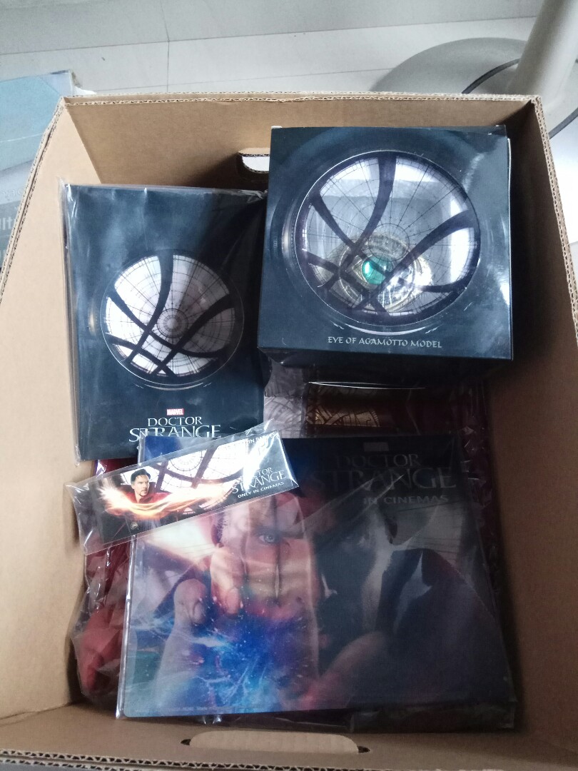 Doctor Strange Collectibles Box (Marvel, Endgame, Avengers), Everything ...