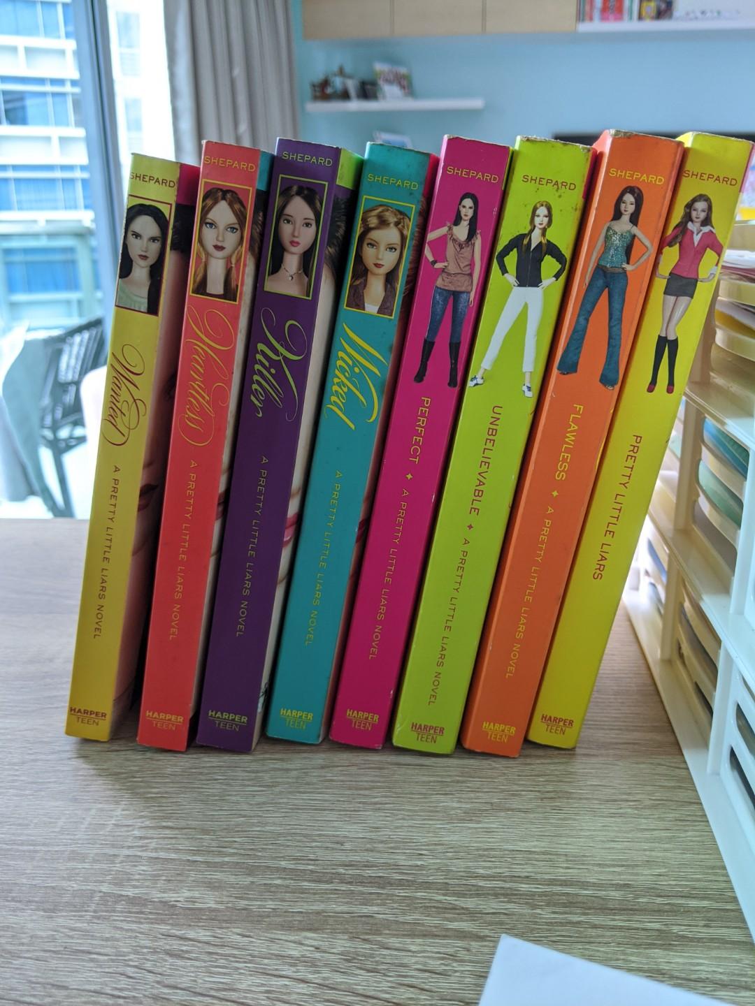 Pretty Little Liars (Full Collection), Hobbies & Toys, Books ...