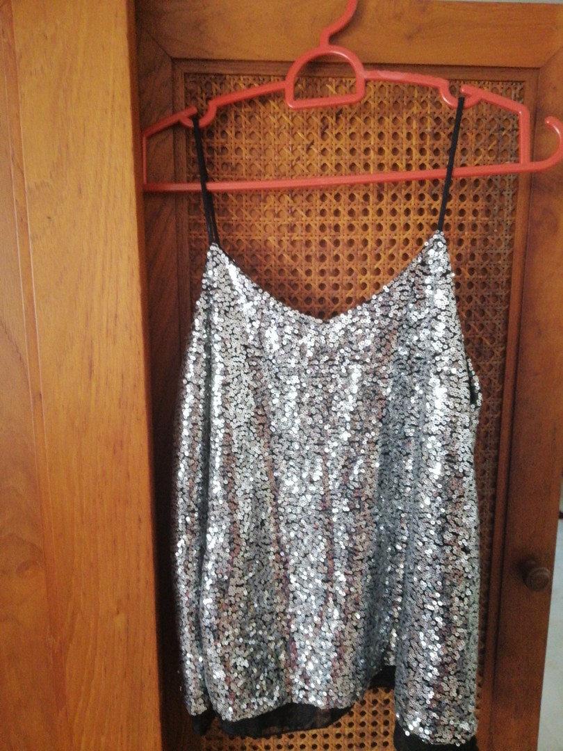 Sexy Bling top, Women's Fashion, Tops, Sleeveless on Carousell