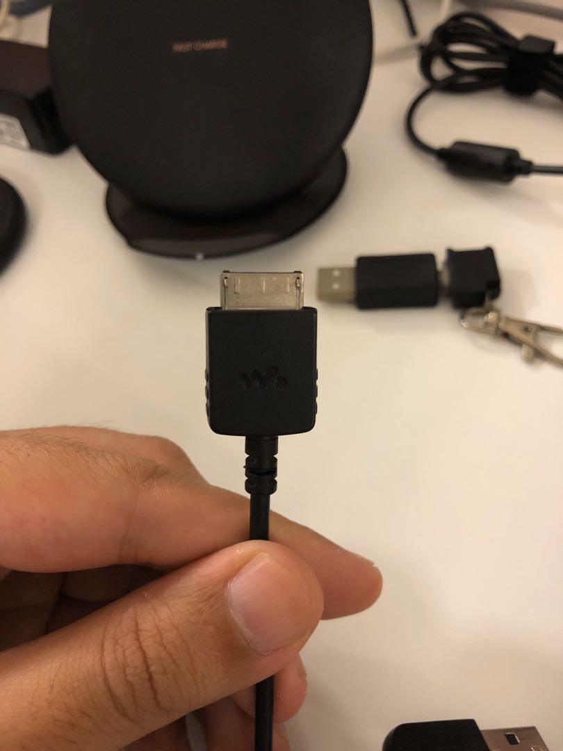 Sony usb 2.0 to wm-port cable, Computers & Tech, Parts & Accessories ...