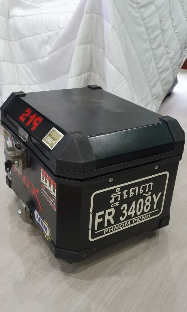 TRAX TOP BOX, Motorcycles, Motorcycle Accessories on Carousell