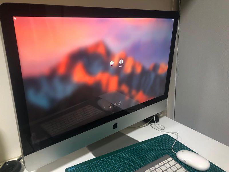 iMac 27 inch late 2009, Computers & Tech, Desktops on Carousell