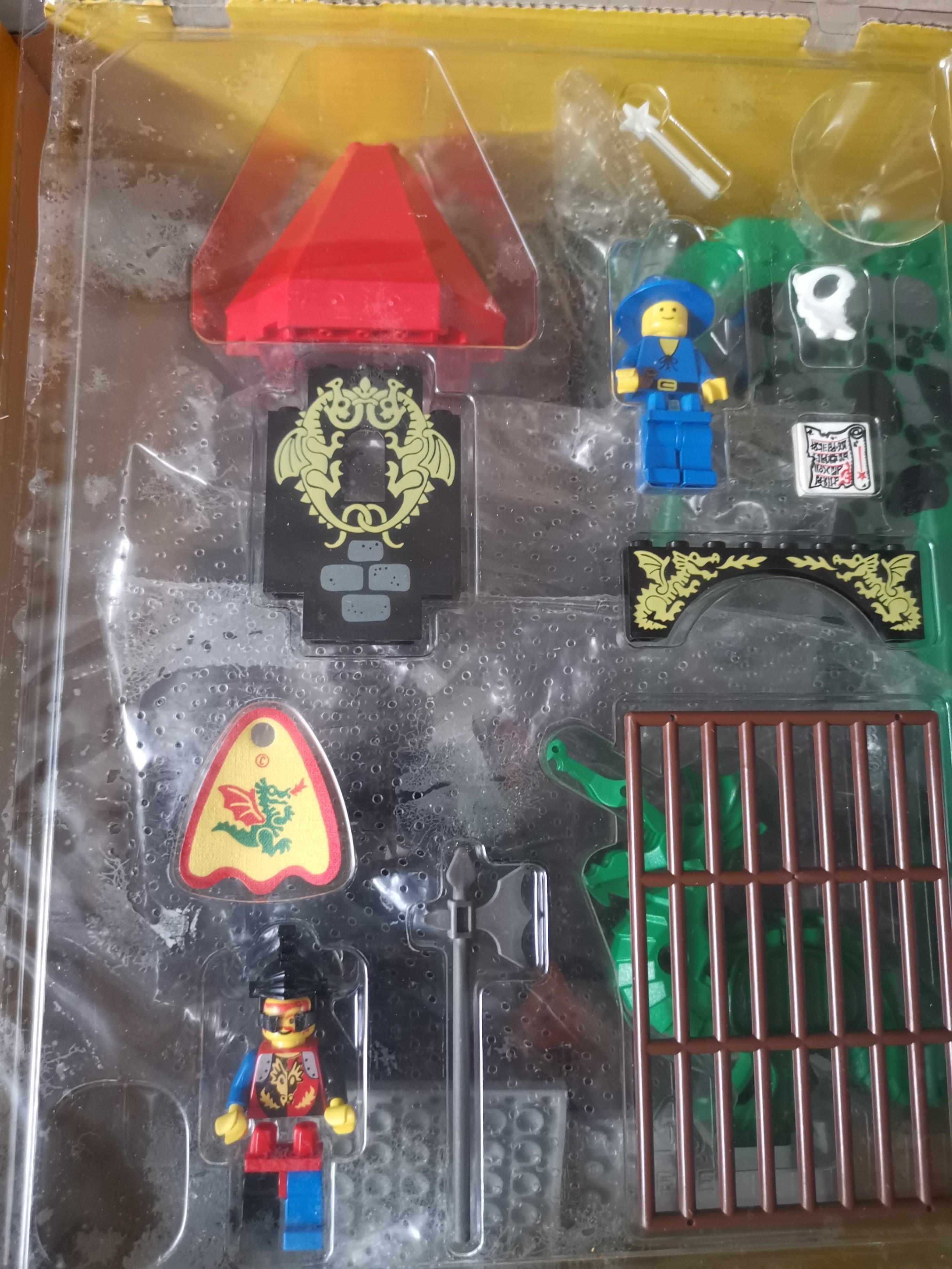 Lego 6082 Fire Breathing Fortress, Hobbies & Toys, Toys & Games on Carousell