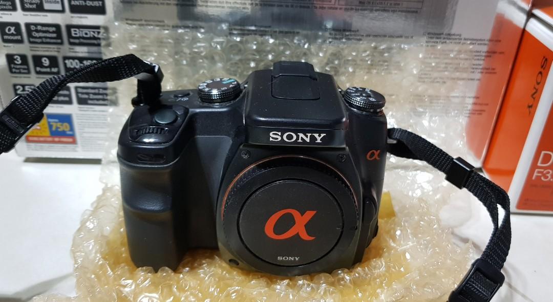 Sony Alpha A100 with 3 Sony Lens, Photography, Cameras on Carousell