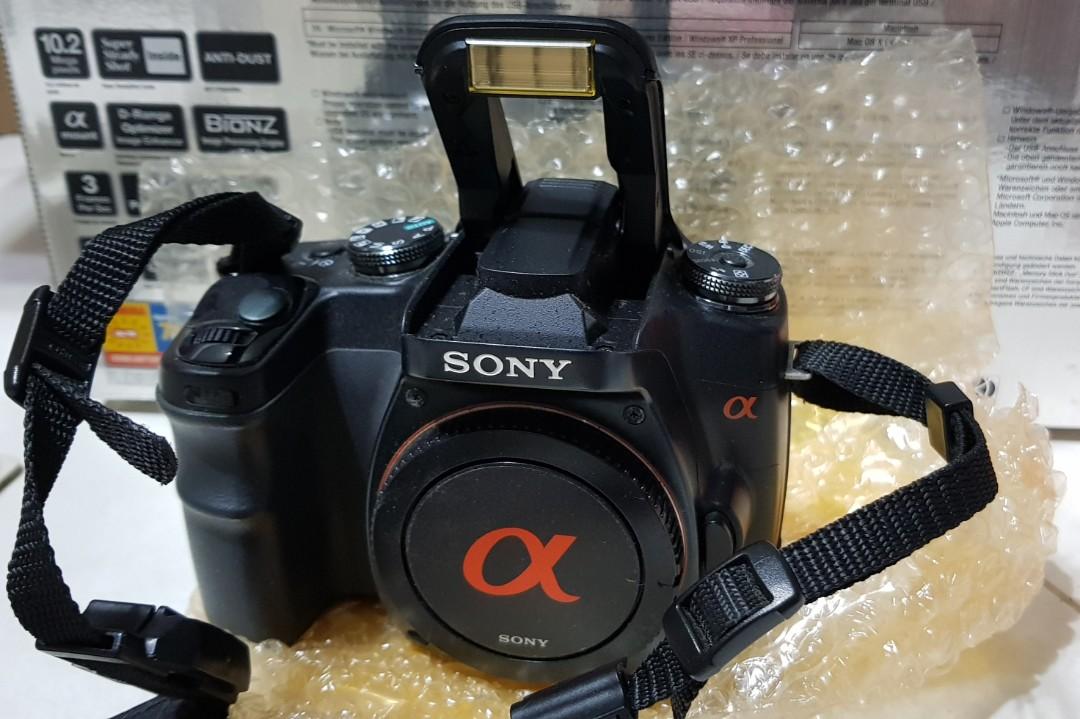 Sony Alpha A100 with 3 Sony Lens, Photography, Cameras on Carousell