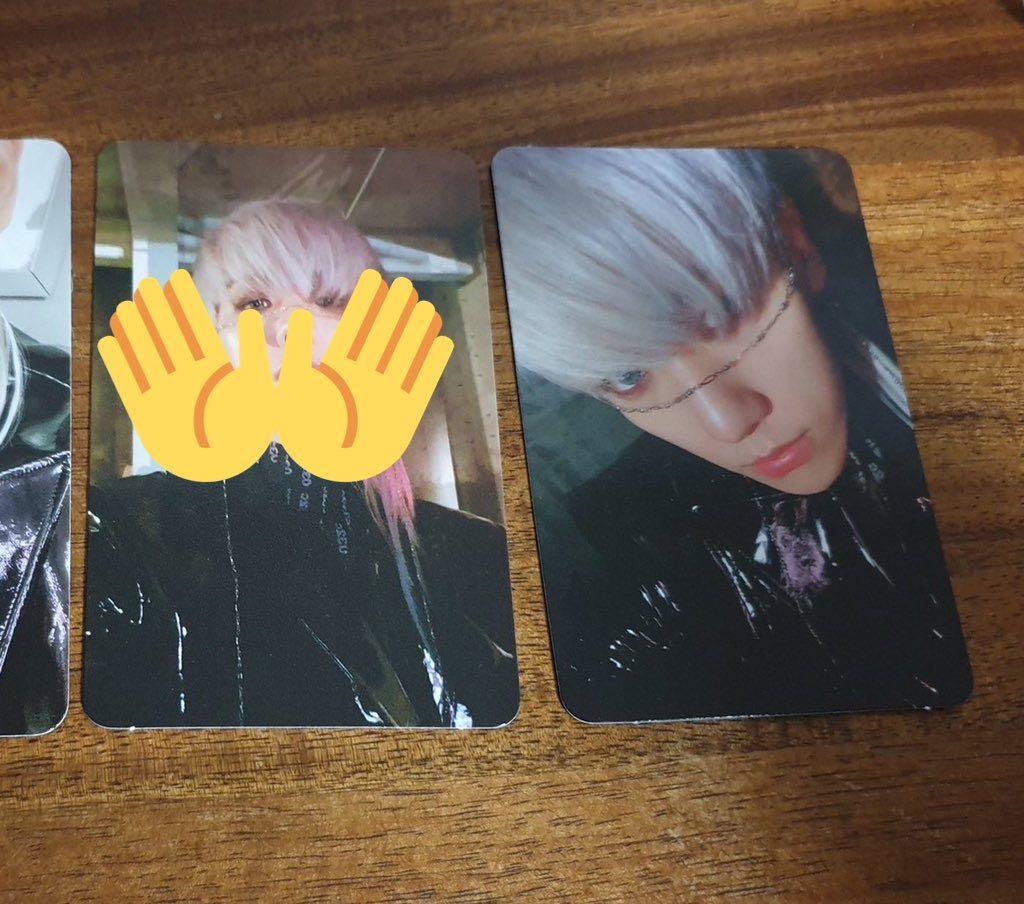 exo baekhyun obsession face chain pc, Hobbies & Toys, Memorabilia ...