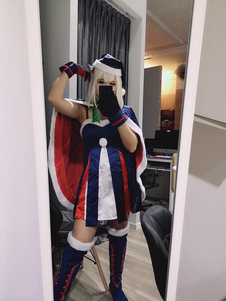 FGO Saber Santa Alter cosplay, Hobbies & Toys, Memorabilia ...