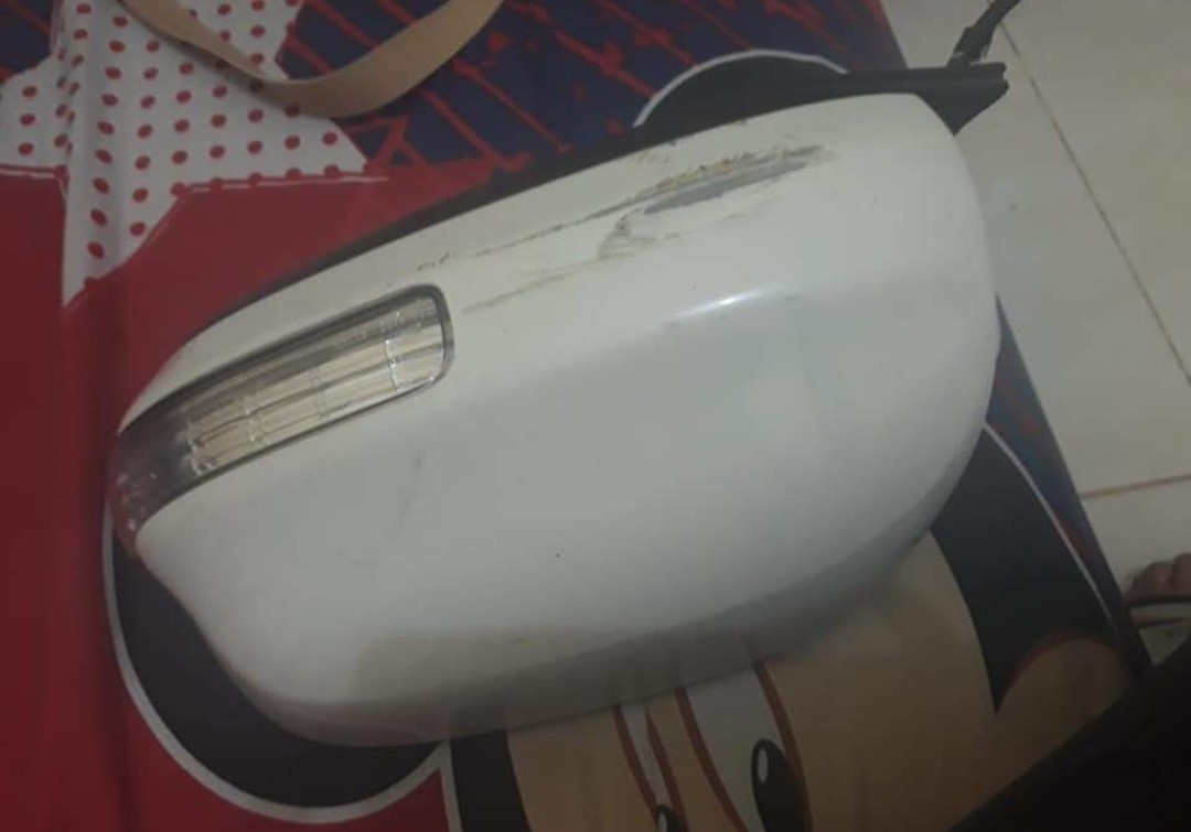 Kaca spion electrik daihatsu terios adventure, Aksesoris Mobil di Carousell