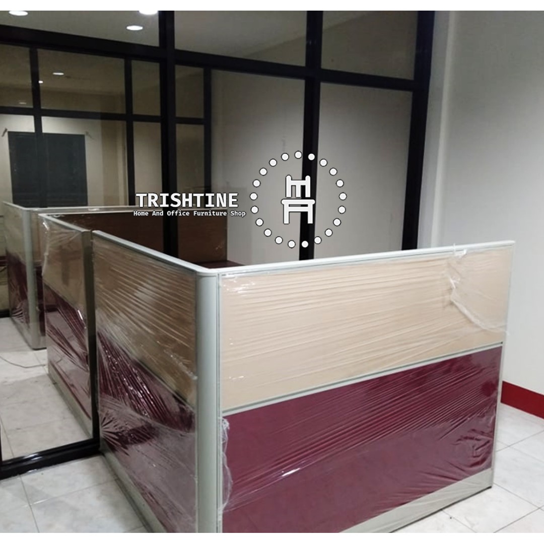 OFFICE PARTITION L-SHAPE WORKSTATION CUBICLE, Furniture & Home Living ...