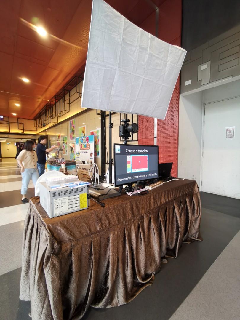 Photobooth | Roving Photography with Instant Print | Roving Photography ...