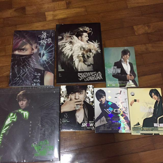 Show Luo 罗志祥 Albums, Hobbies & Toys, Music & Media, CDs & DVDs on Carousell