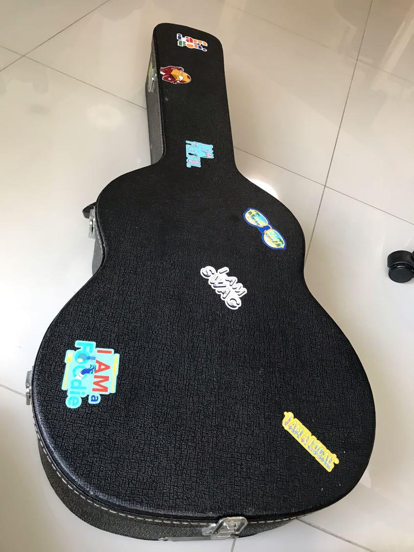 Esteve Model 3 Classical Guitar, Hobbies & Toys, Music & Media, Musical ...