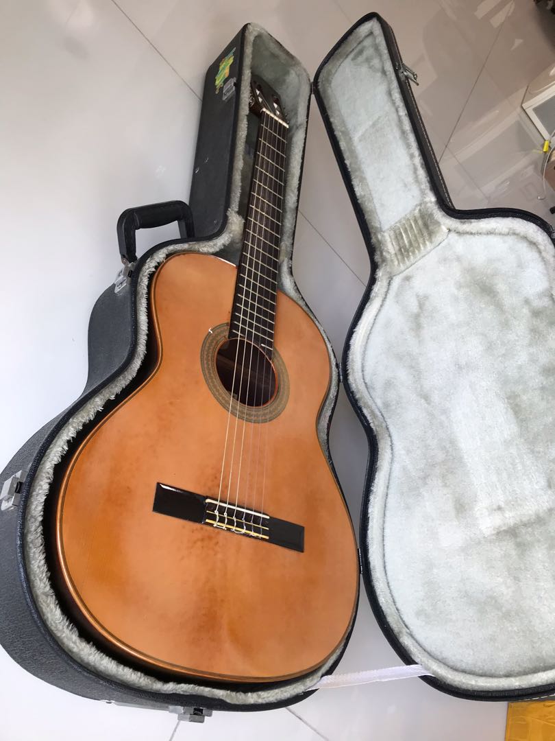 Esteve Model 3 Classical Guitar, Hobbies & Toys, Music & Media, Musical ...