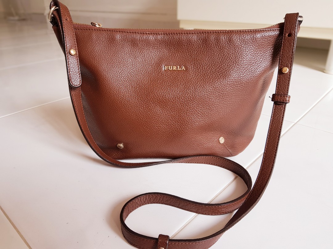 FURLA Sling bag, Women's Fashion, Bags & Wallets, Cross-body Bags on ...