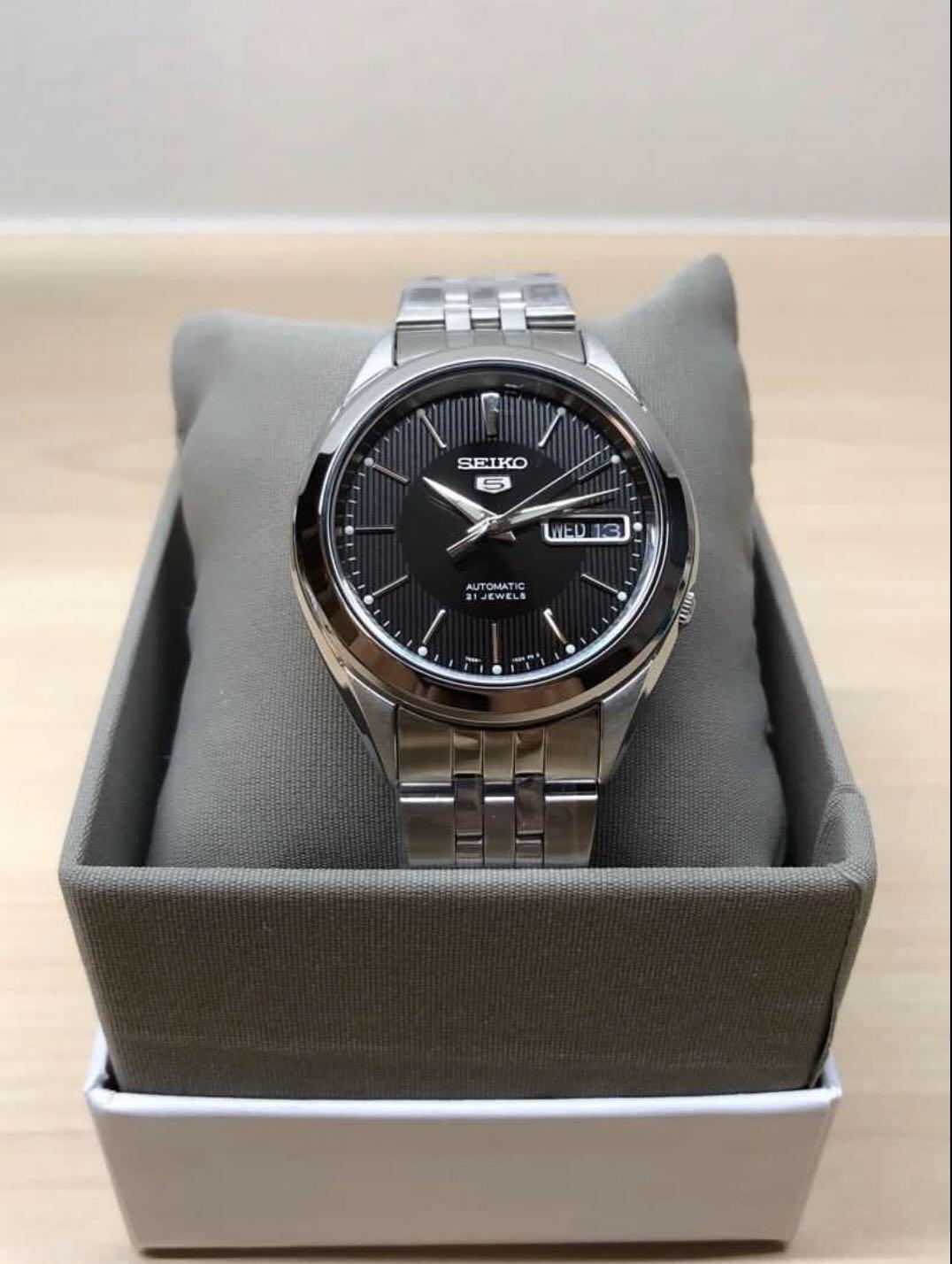 Seiko SNKL23, Men's Fashion, Watches on Carousell