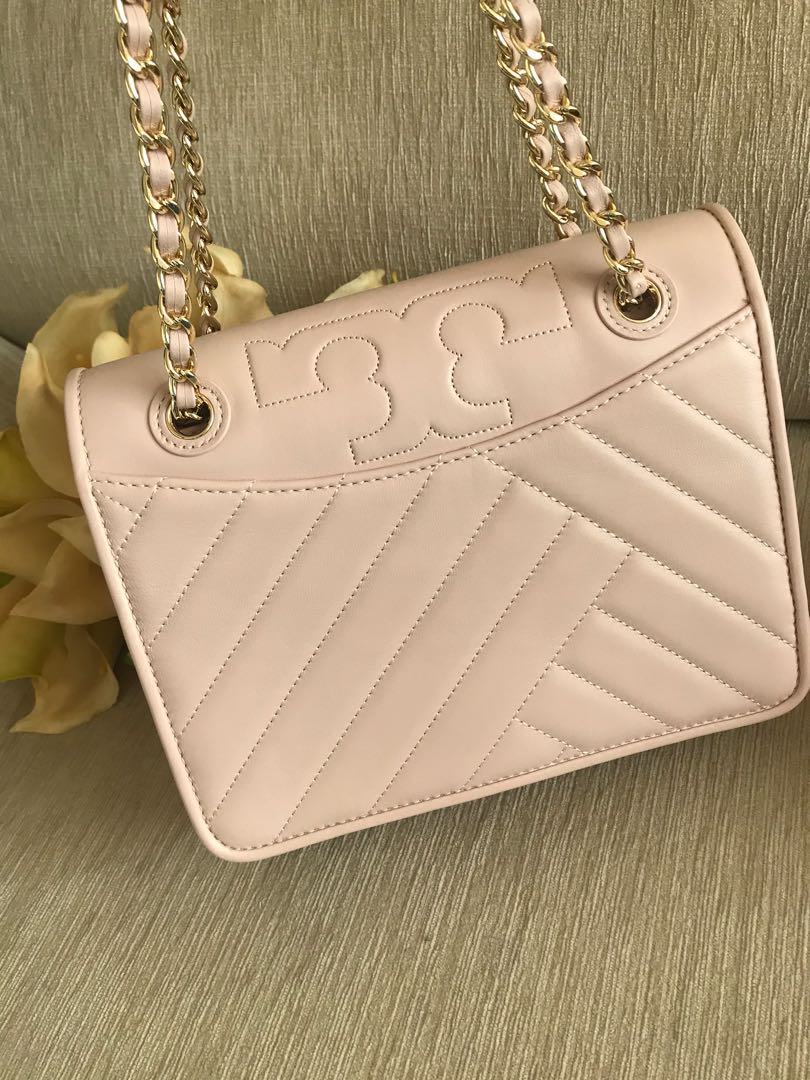 Tory Burch alexa nude pink bag, Luxury, Bags & Wallets on Carousell