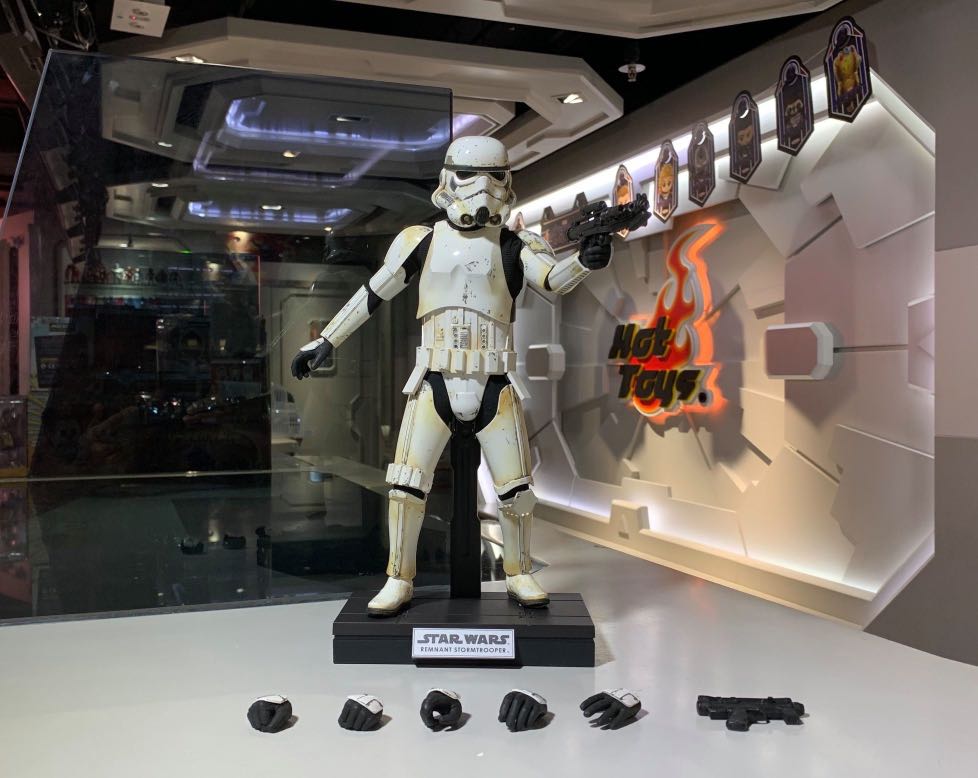 Hot Toys - TMS011 The Mandalorian: Remnant Stormtrooper, Hobbies & Toys ...