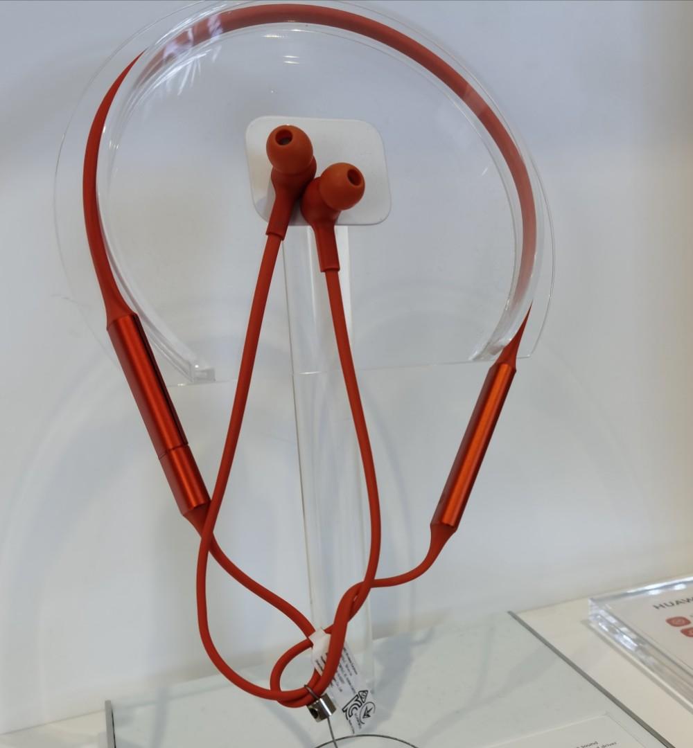 Huawei freelace red, Audio, Earphones on Carousell