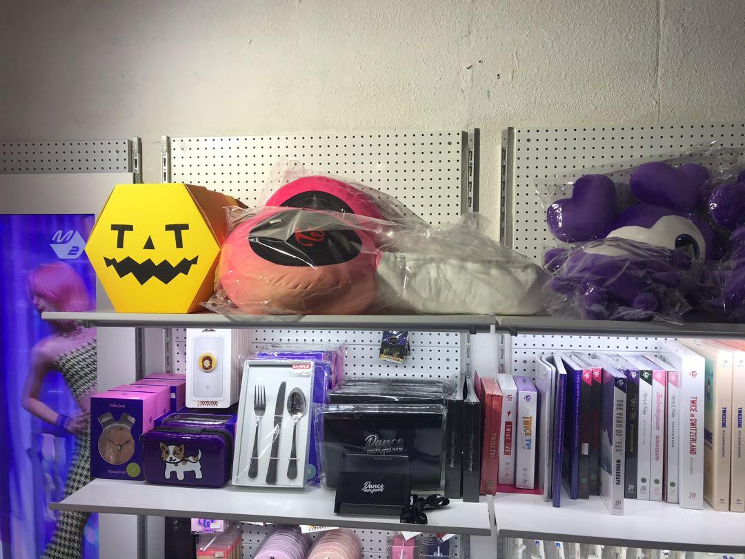 Twice merchandise @ Palette Myeongdong, Hobbies & Toys, Memorabilia ...