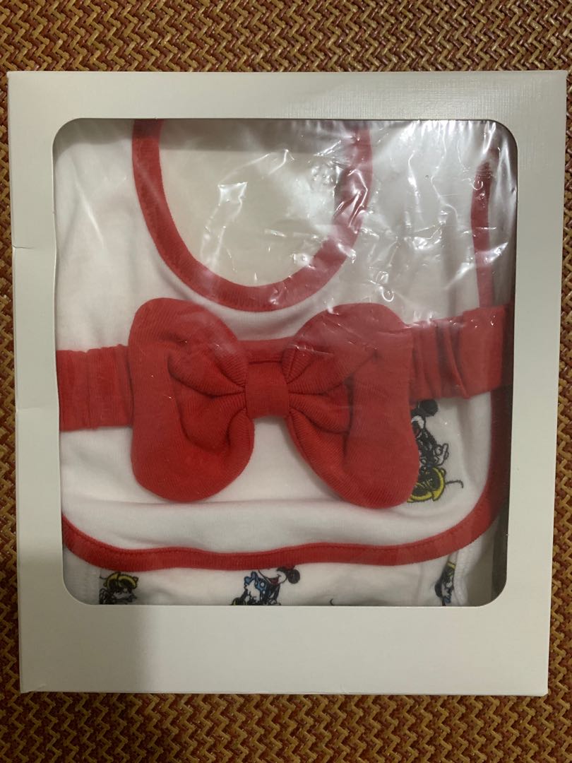 Uniqlo Disney Baby Gift Set, Babies & Kids, Babies & Kids Fashion on ...