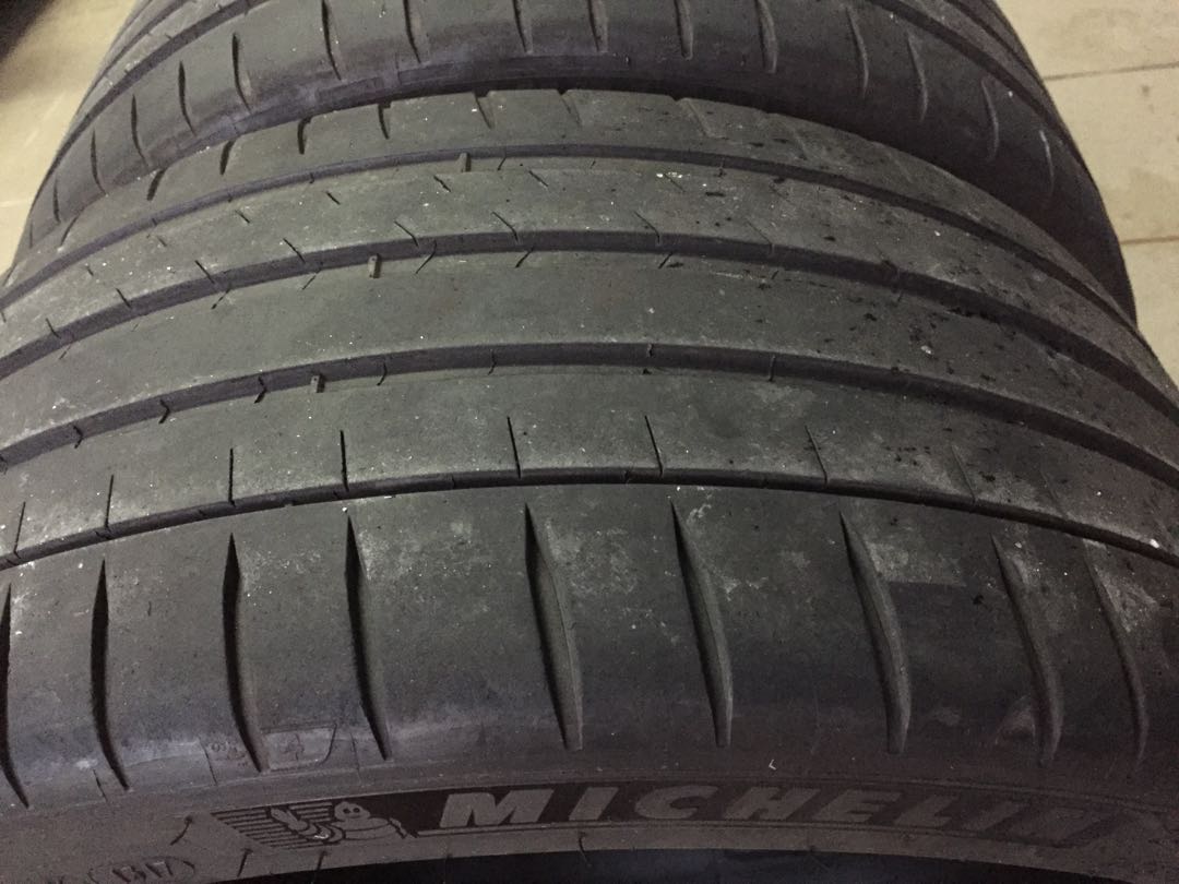 245 35 19 Michelin ps4s use tyre, Auto Accessories on Carousell