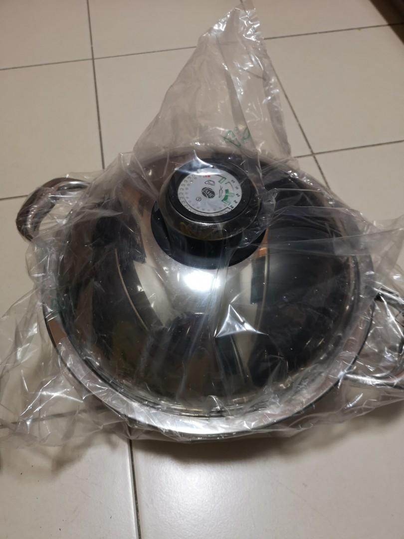 AMC cooking pot, Everything Else on Carousell