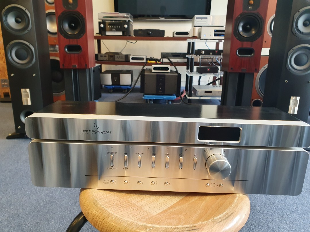 Jeff Rowland Synergy II preamp, Electronics, Audio on Carousell