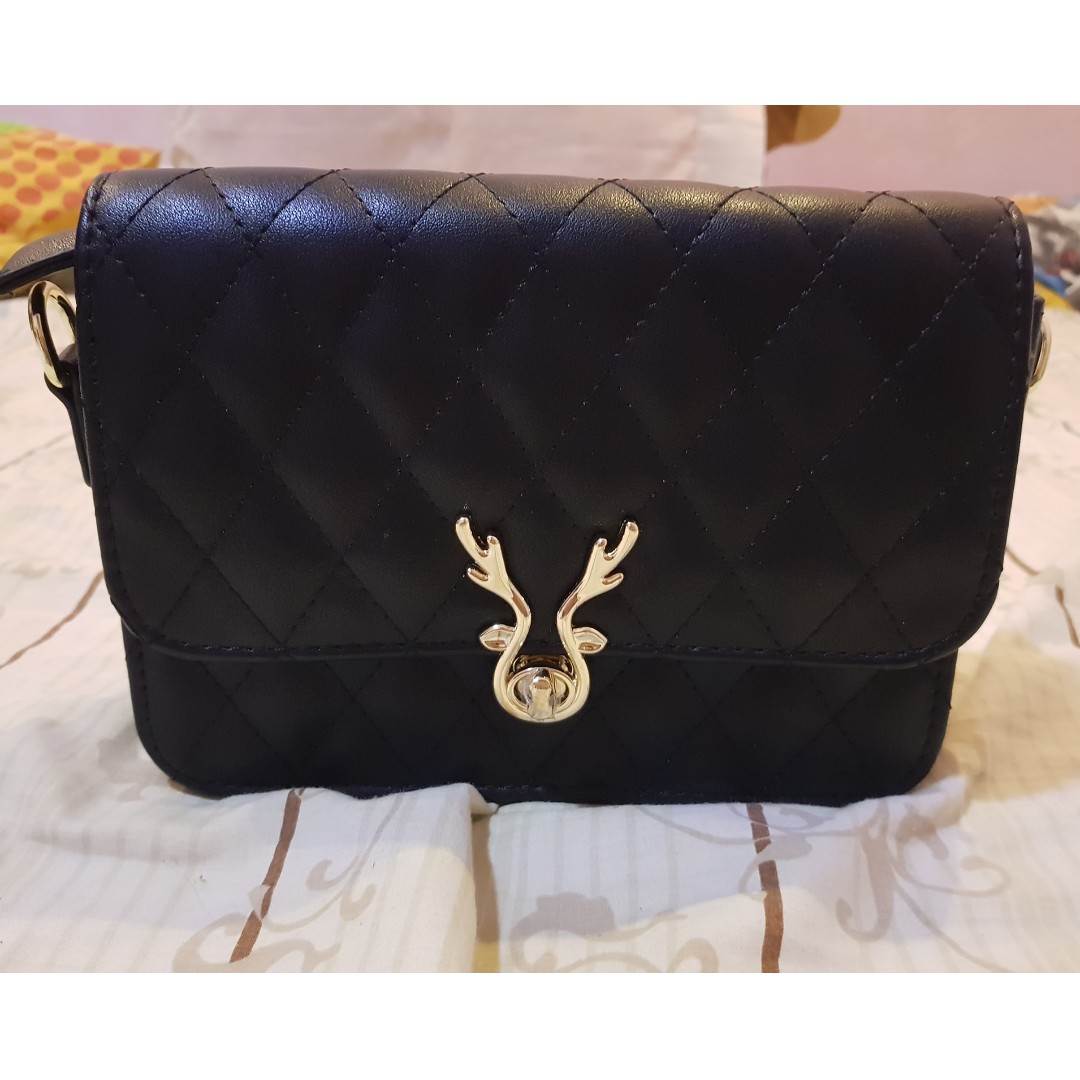 Original HOW.R.U Sling Bag in Black; Diamond Lattice Design, Reindeer ...