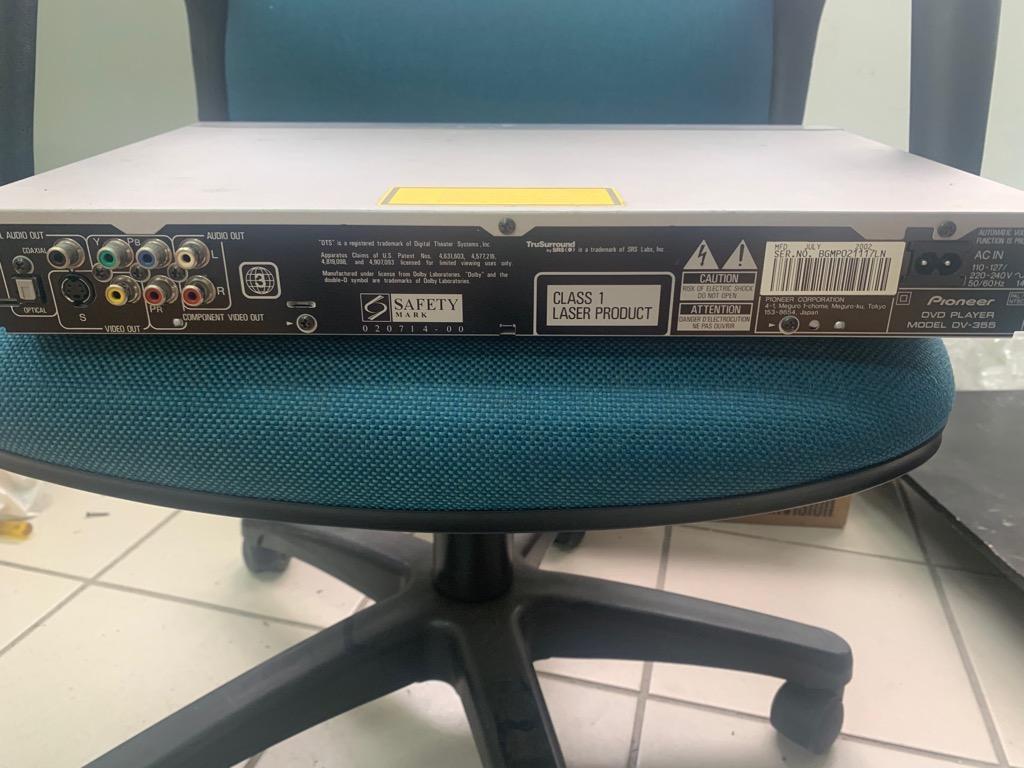 Pioneer DV-355 DVD player, TV & Home Appliances, TV & Entertainment ...