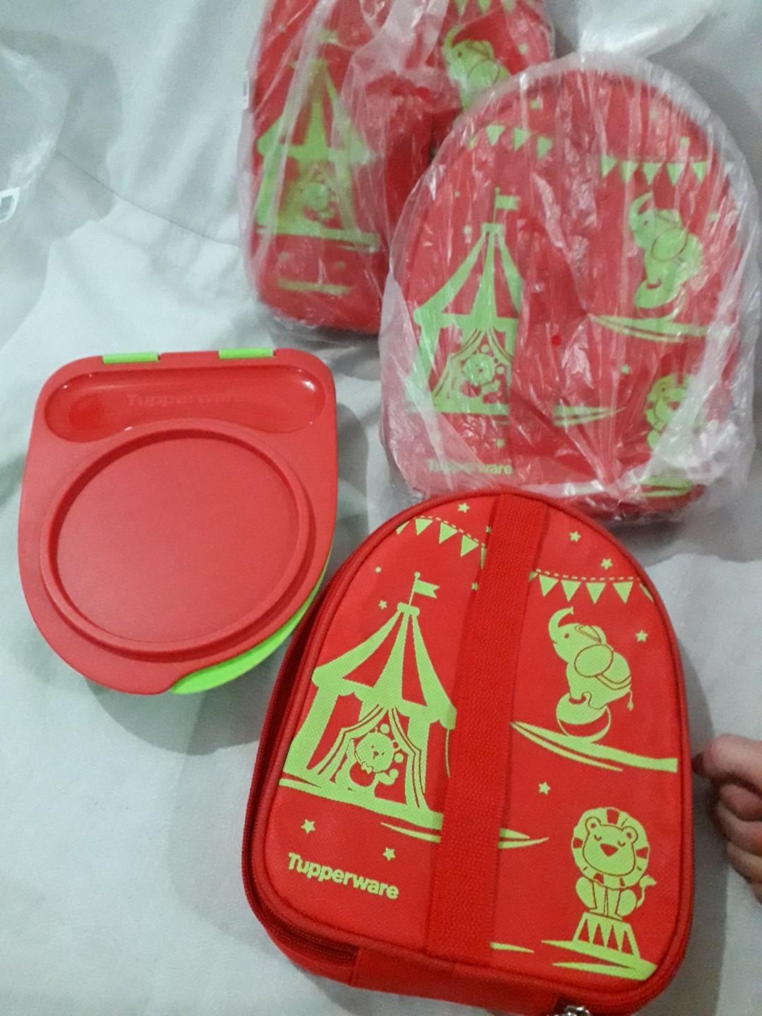 Tupperware lunch box set with bag, Furniture & Home Living, Kitchenware ...