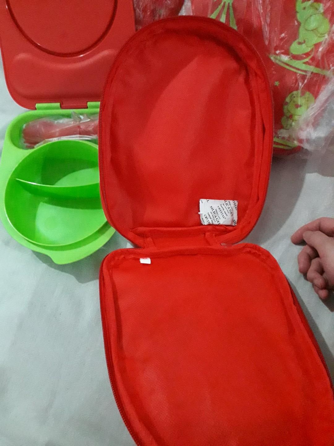 Tupperware lunch box set with bag, Furniture & Home Living, Kitchenware ...
