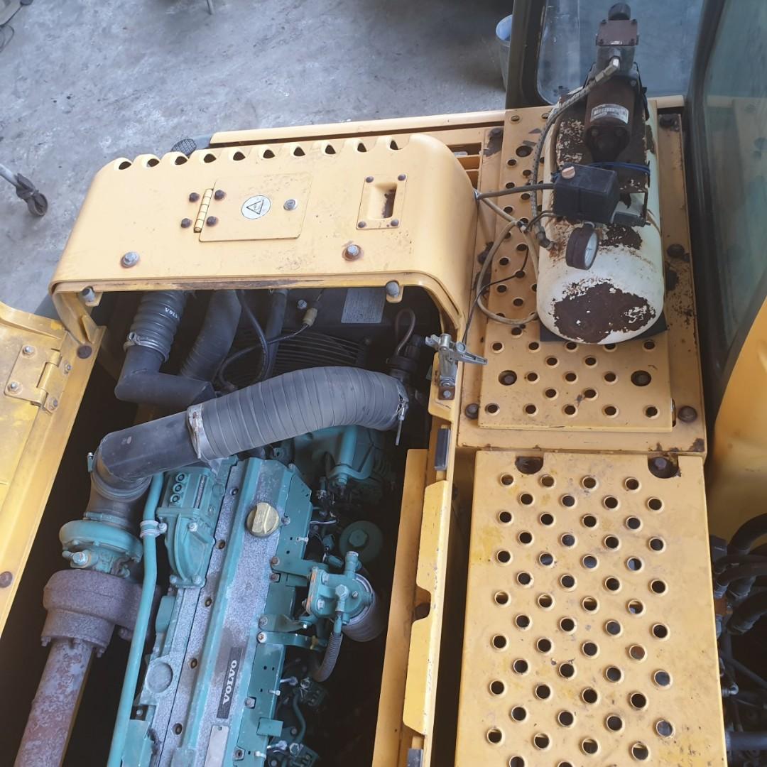 Volvo Prime EW145B Wheel backhoe, Commercial & Industrial, Construction ...