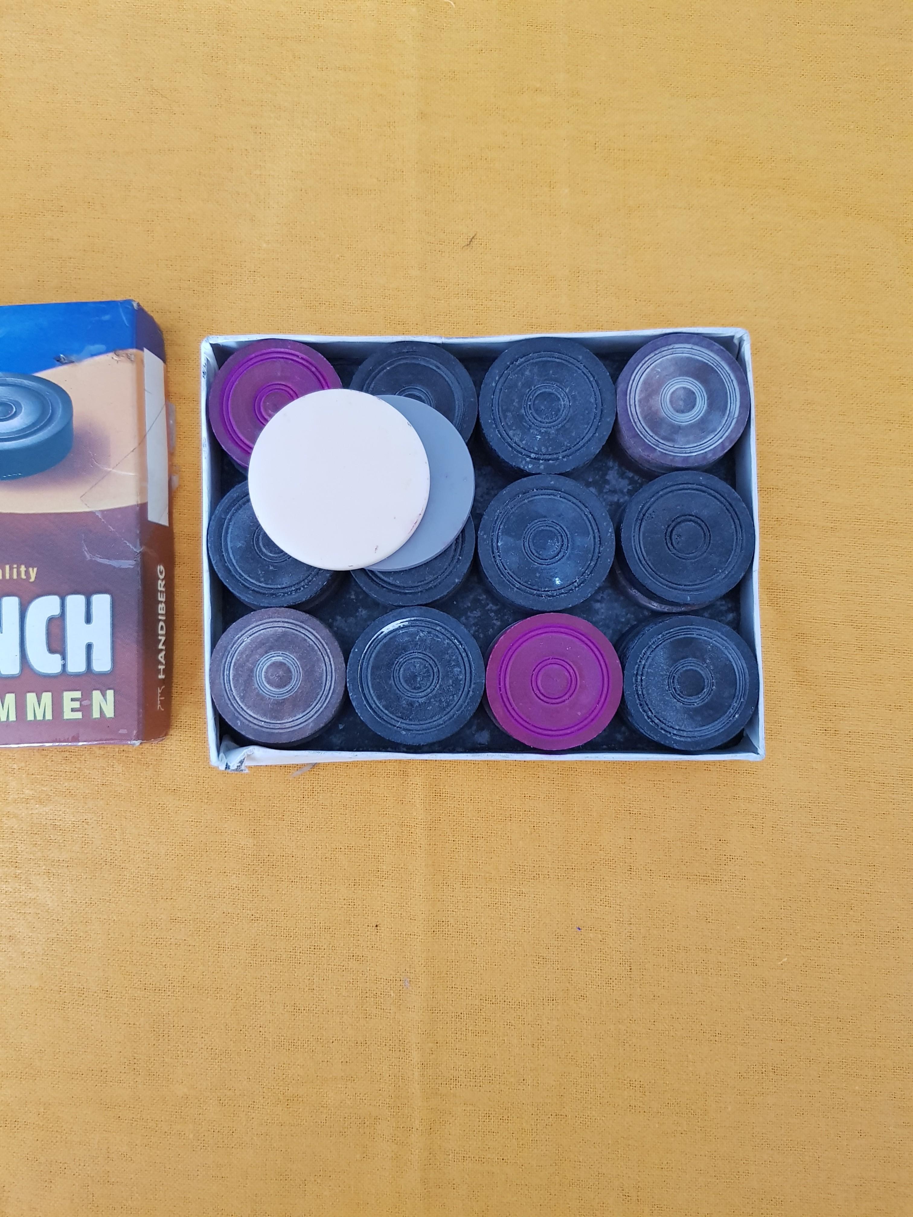 Carrom Striker & Coin, Hobbies & Toys, Toys & Games on Carousell