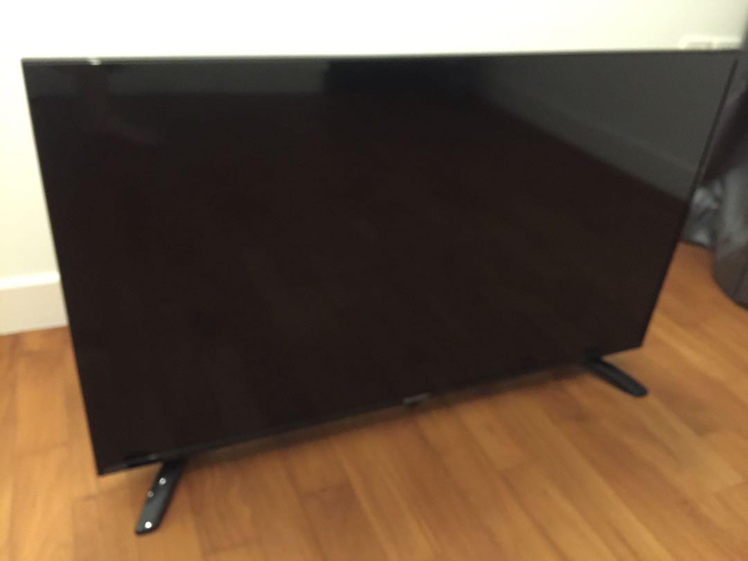 Sharp LED 40-inch TV LC40LE280X, TV & Home Appliances, TV ...