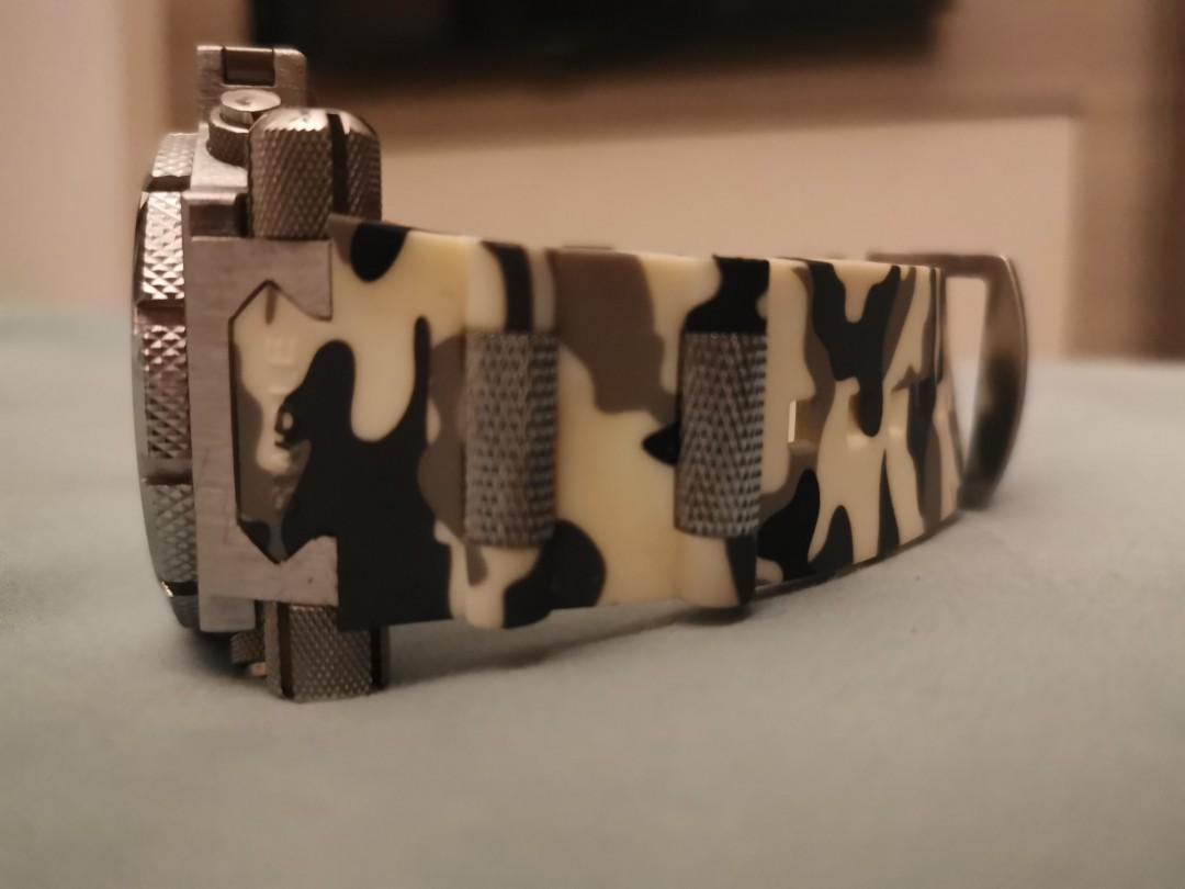 Swole watch, Mobile Phones & Gadgets, Wearables & Smart Watches on ...