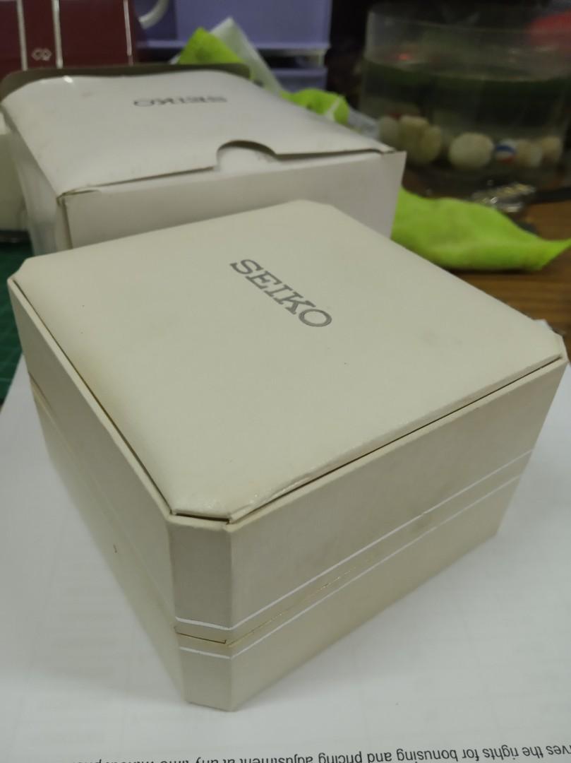 Vintage Seiko watch box, Men's Fashion, Watches & Accessories, Watches ...