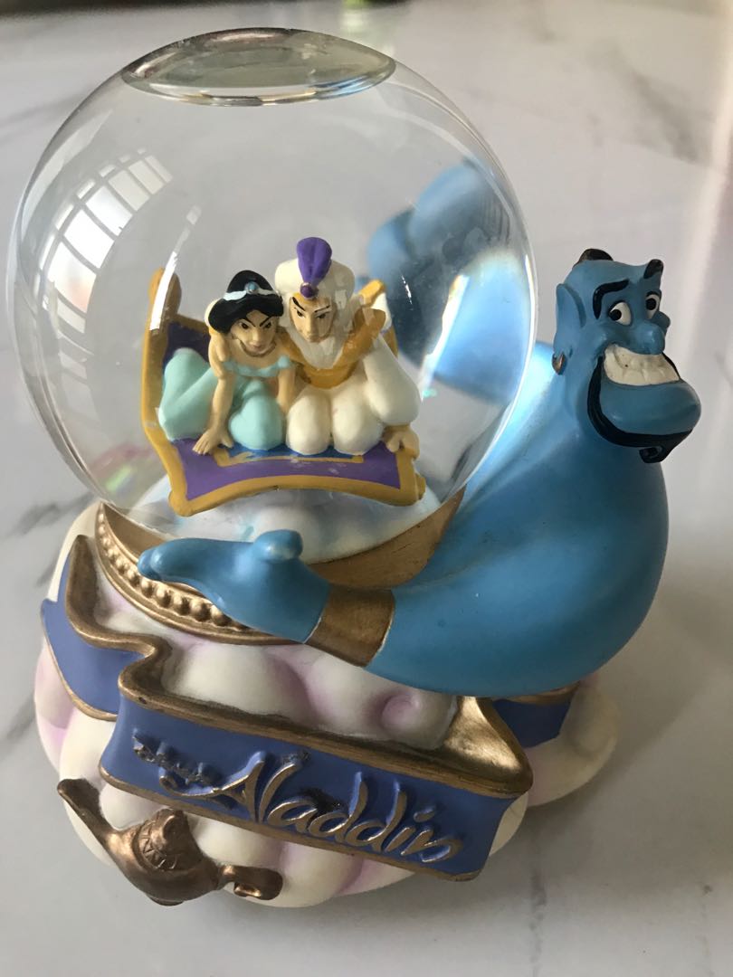 Aladdin crystal ball music box, Hobbies & Toys, Memorabilia ...
