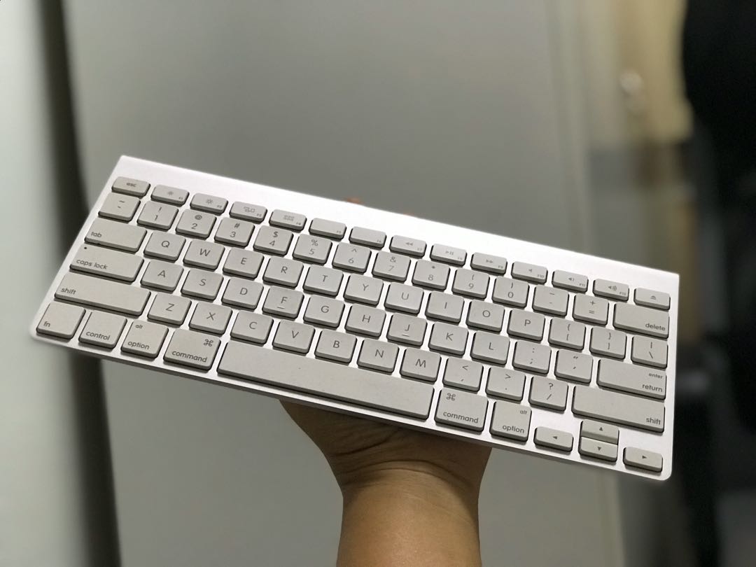 Apple Magic Keyboard Gen 1, Computers & Tech, Parts & Accessories ...
