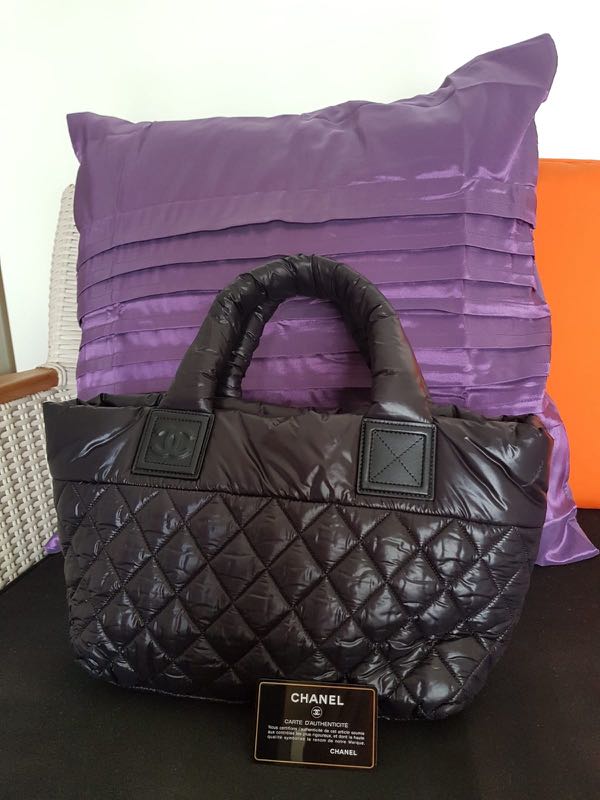 Chanel soft bag (preloved), Women's Fashion, Bags & Wallets, Cross-body ...