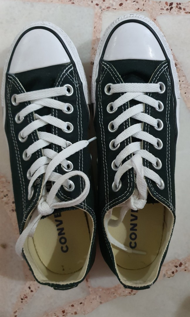 Converse Chuck Taylor Classic, Women's Fashion, Footwear, Sneakers on ...