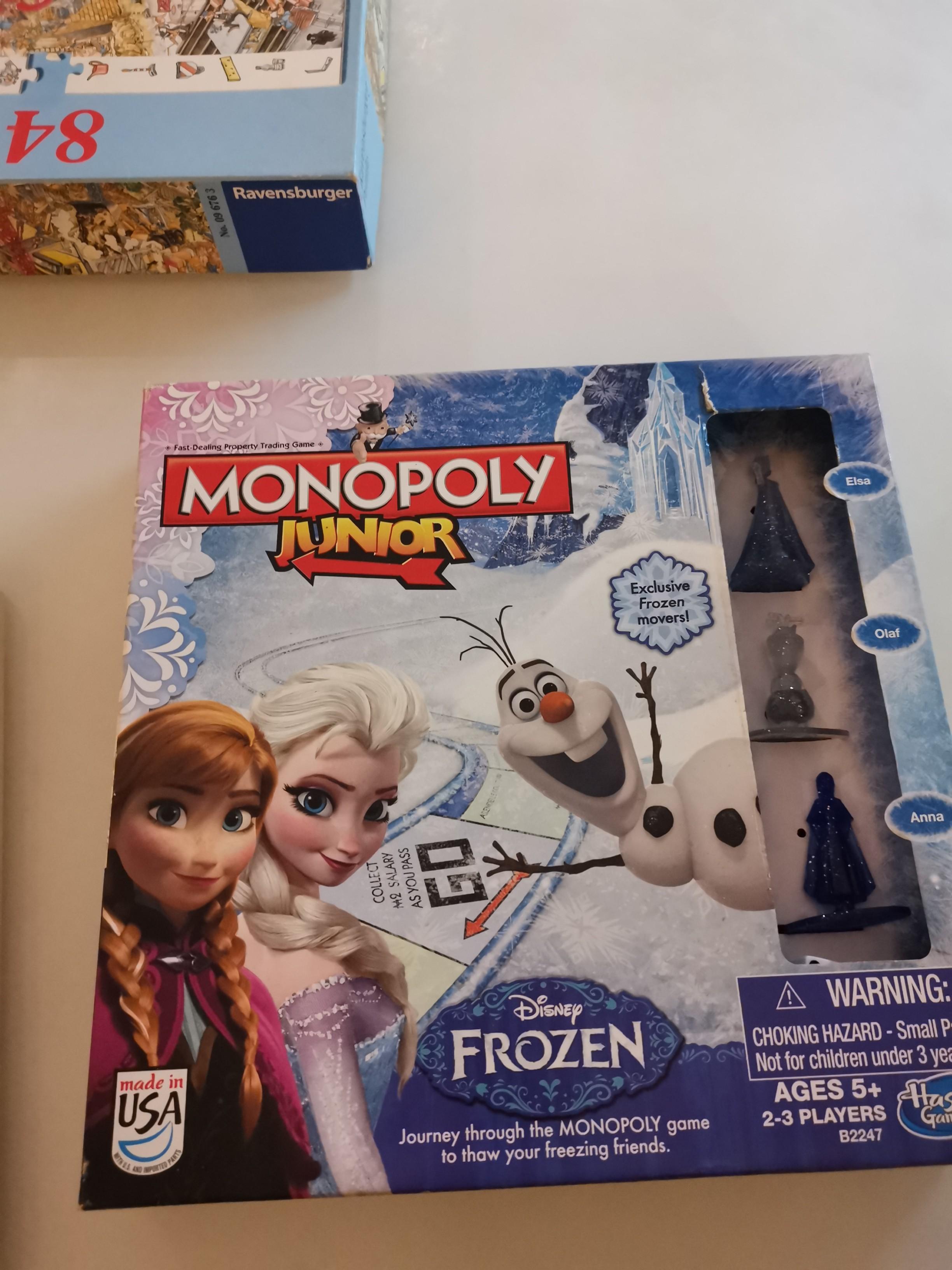 Frozen Monopoly junior, Hobbies & Toys, Toys & Games on Carousell