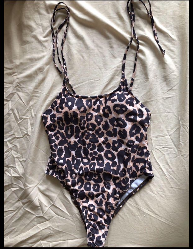 Leopard one piece, Women's Fashion, Tops, Sleeveless on Carousell