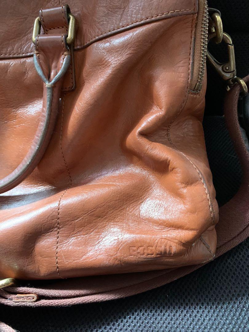 Tas kulit Original Fossil, Fesyen Wanita, Tas & Dompet di Carousell